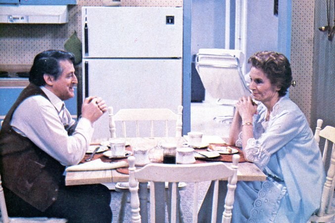 Entre quatre murs (1981) - Série (Téléroman)