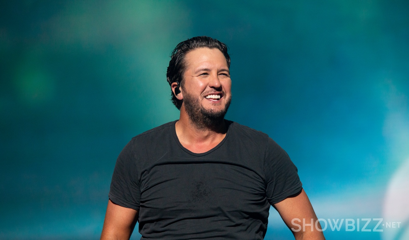 Luke Bryan accueilli comme il se doit en clôture du Festival Lasso