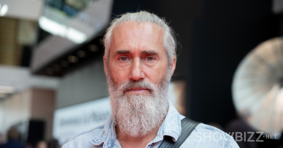 Voici les acteurs qui partageront l'écran avec Roy Dupuis dans son ...