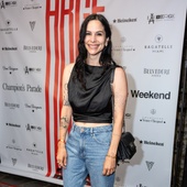 Amélie B. Simard - Comédienne - Showbizz.net